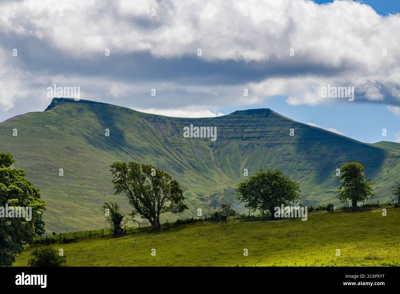 Pen y Fan and Corn Du in the Central Brecon Beacons on a summer day in ...