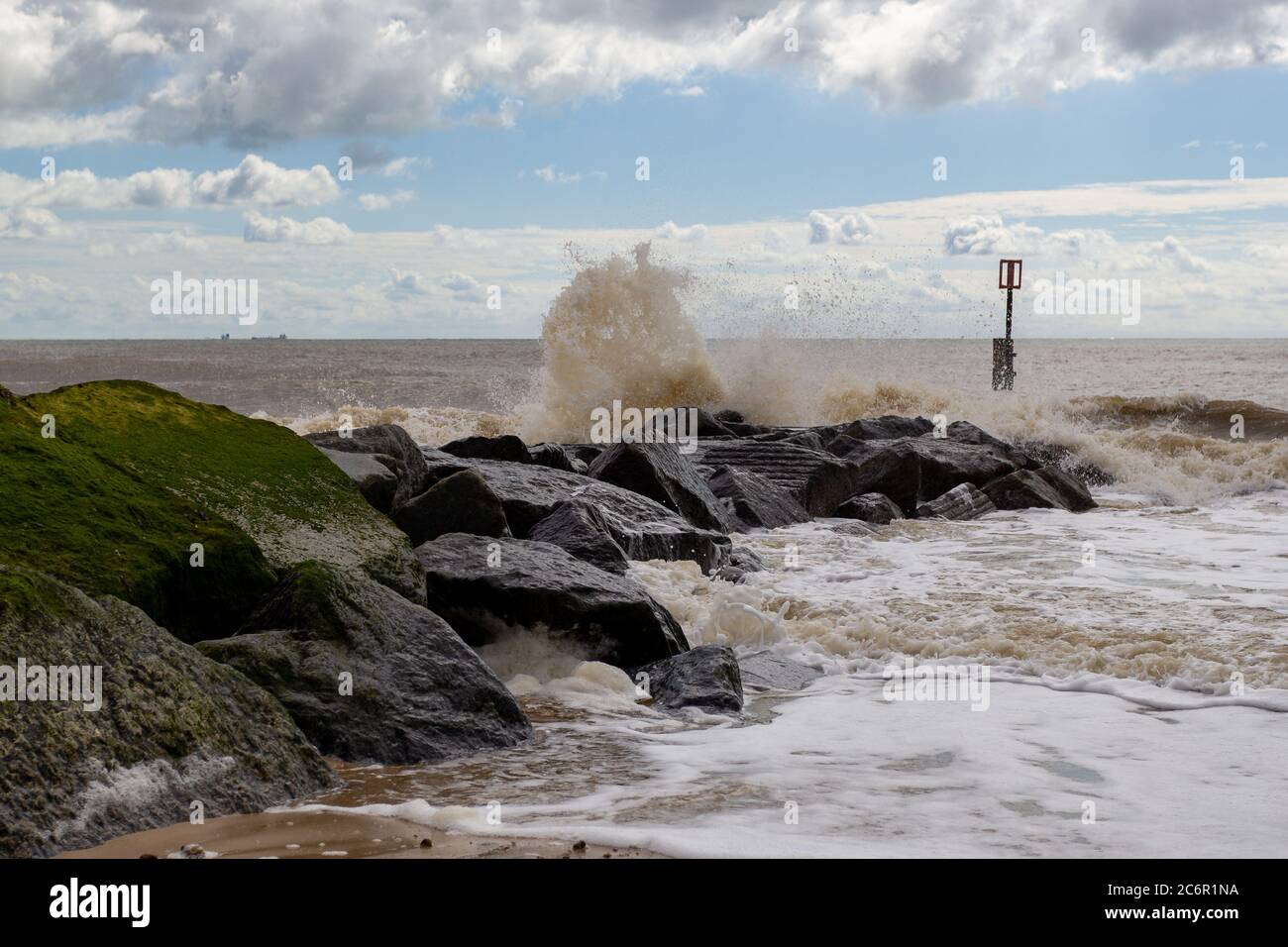 Sea defence beach southwold hi-res stock photography and images - Alamy