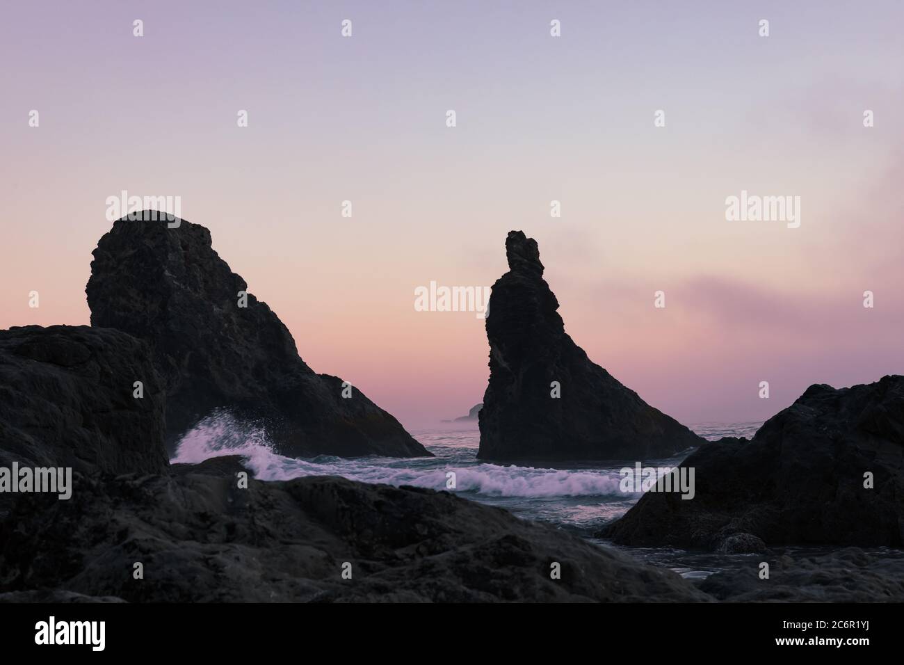 Sunset sky reflecting in water hi-res stock photography and images - Alamy