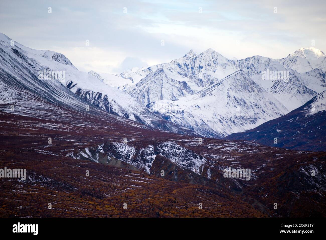 Beautiful mountain views in Kluane National Park and Reserve, Yukon ...