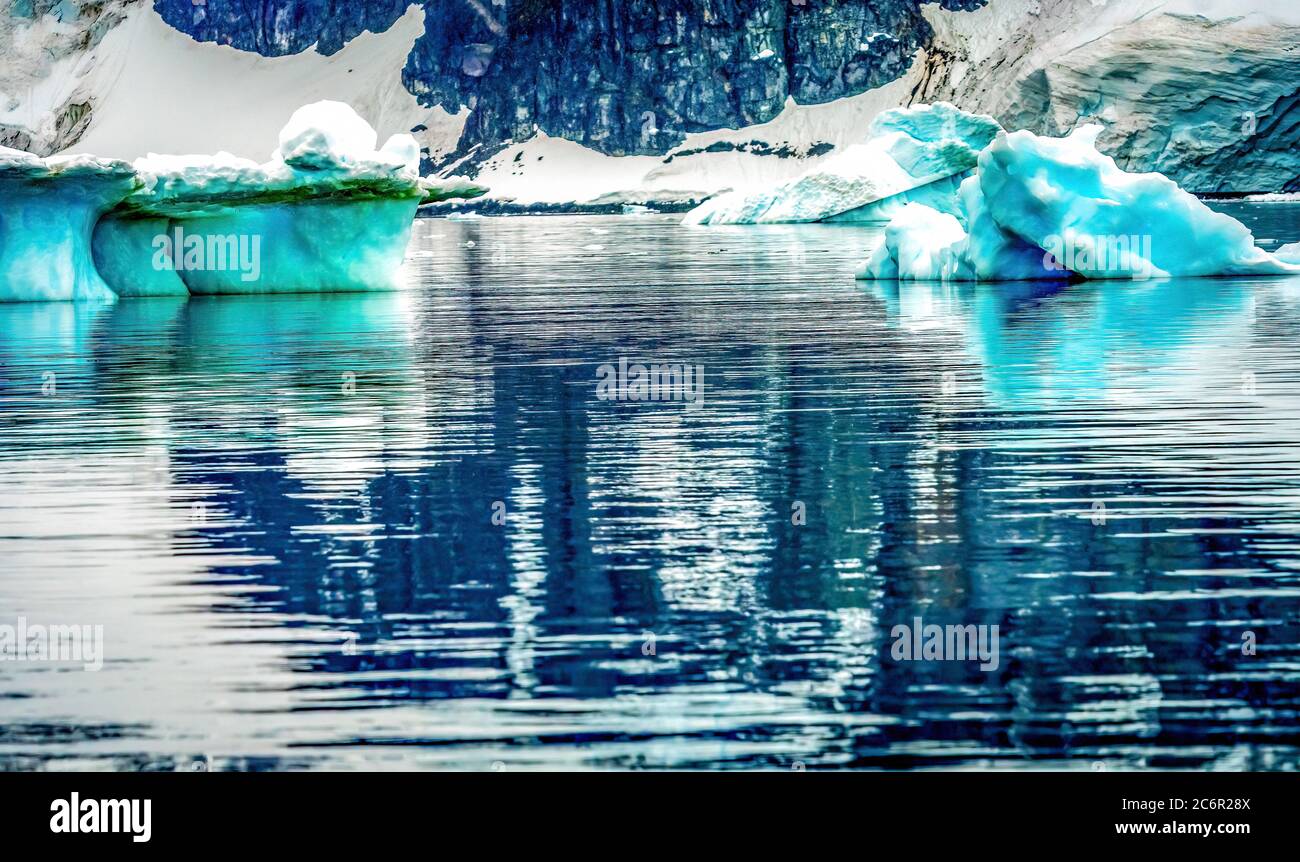 Blue Glacier Reflection Snow Mountains Paradise Bay Skintorp Cove ...