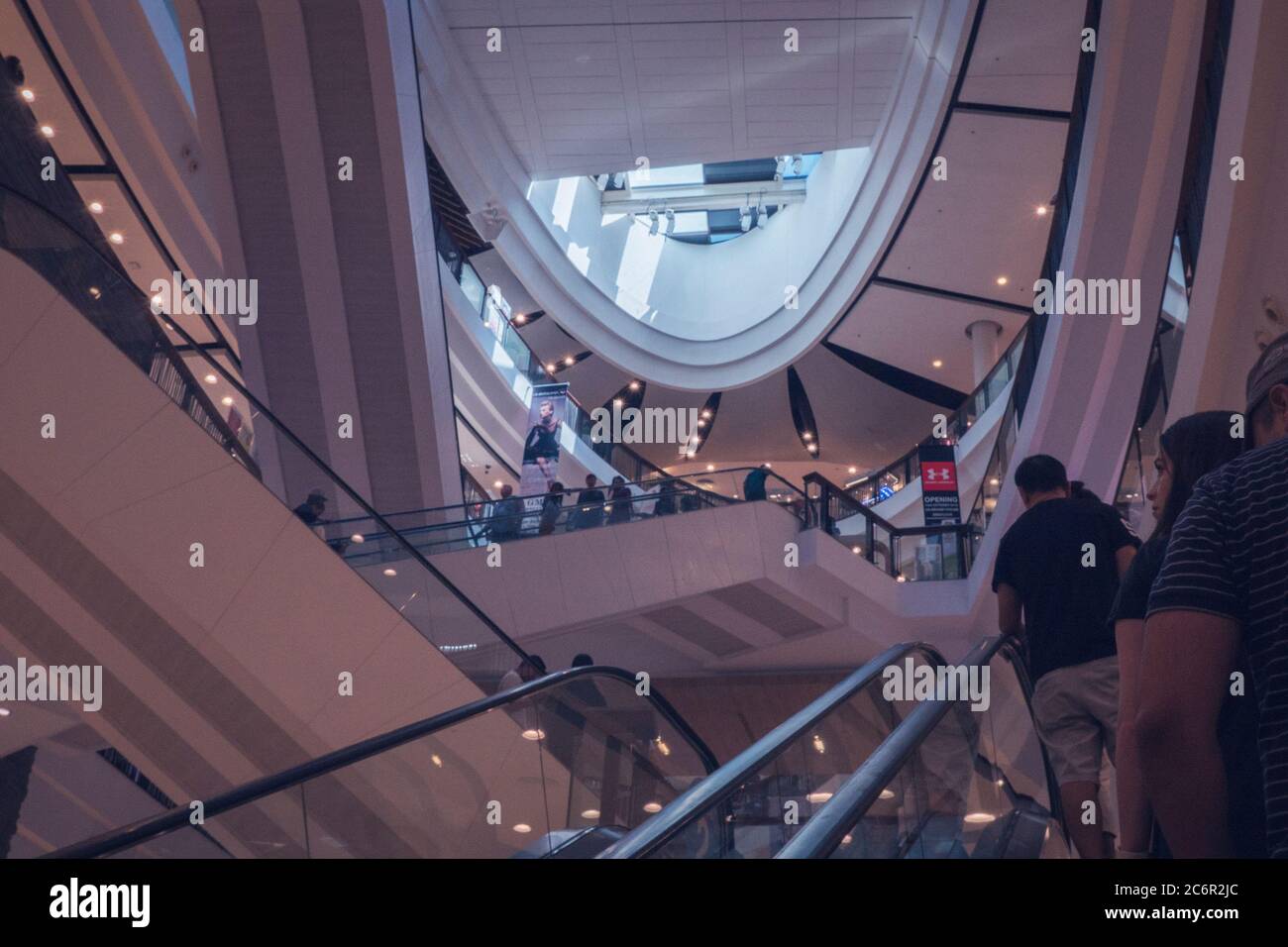 Inside shopping mall hi-res stock photography and images - Alamy