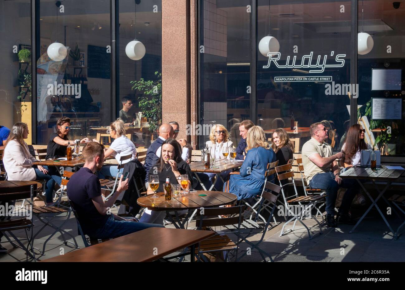Alfresco at Rudy's Neapolitan Pizzeria on Castle Street in Liverpool ...
