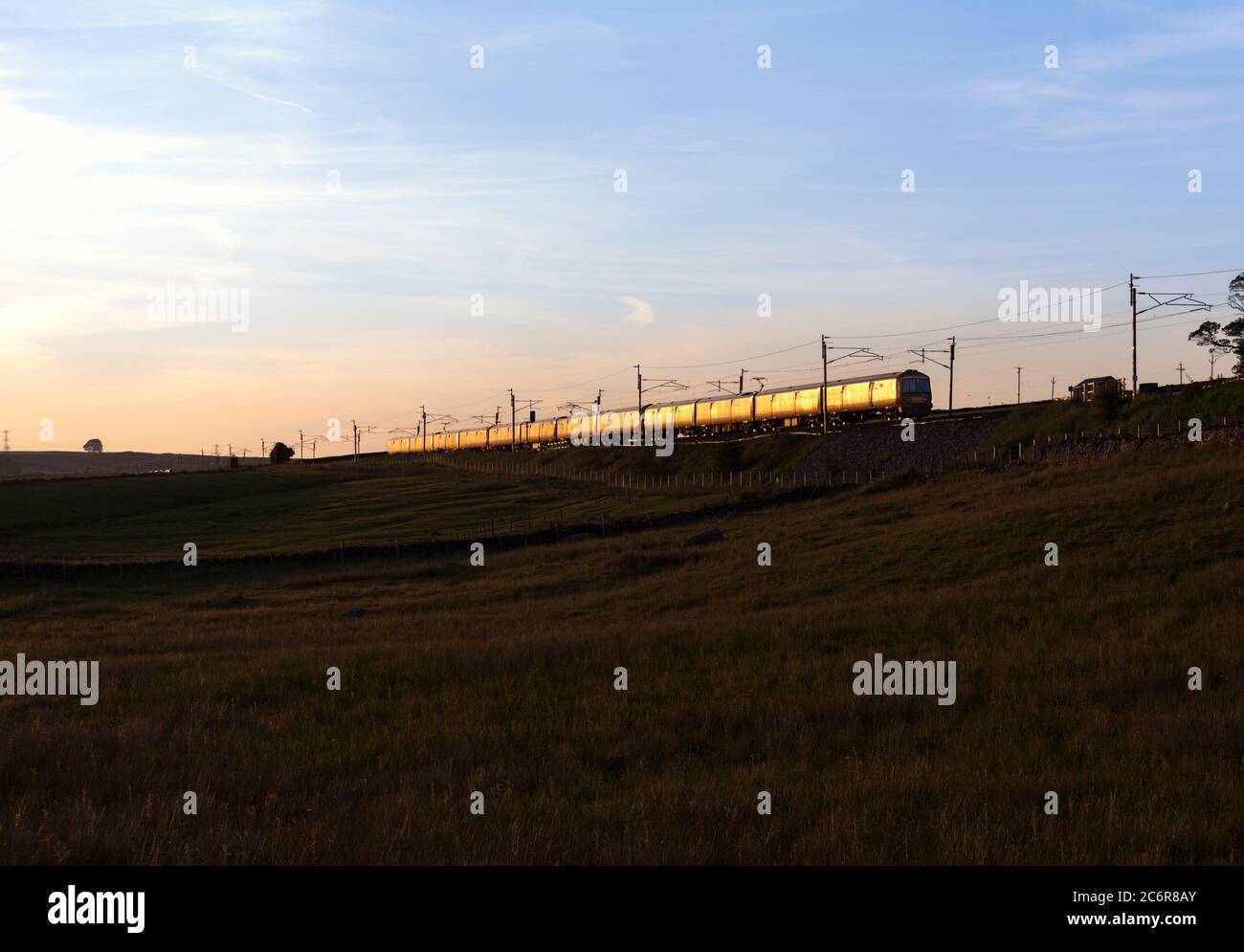 Roayl mail train hi-res stock photography and images - Alamy