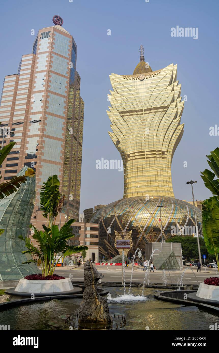 Bank of china building macau hi-res stock photography and images - Alamy