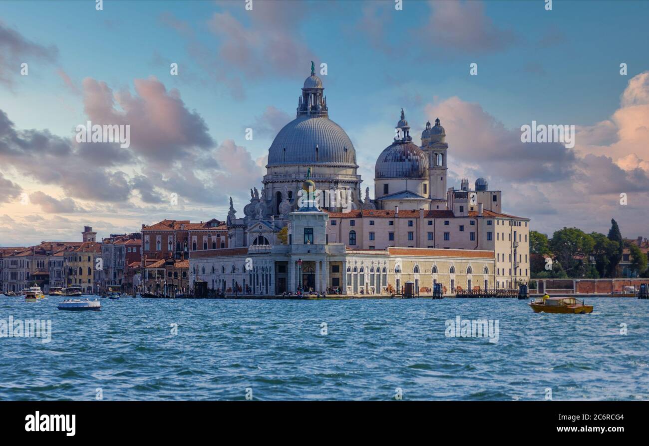 Santa maria architecture hi-res stock photography and images - Alamy