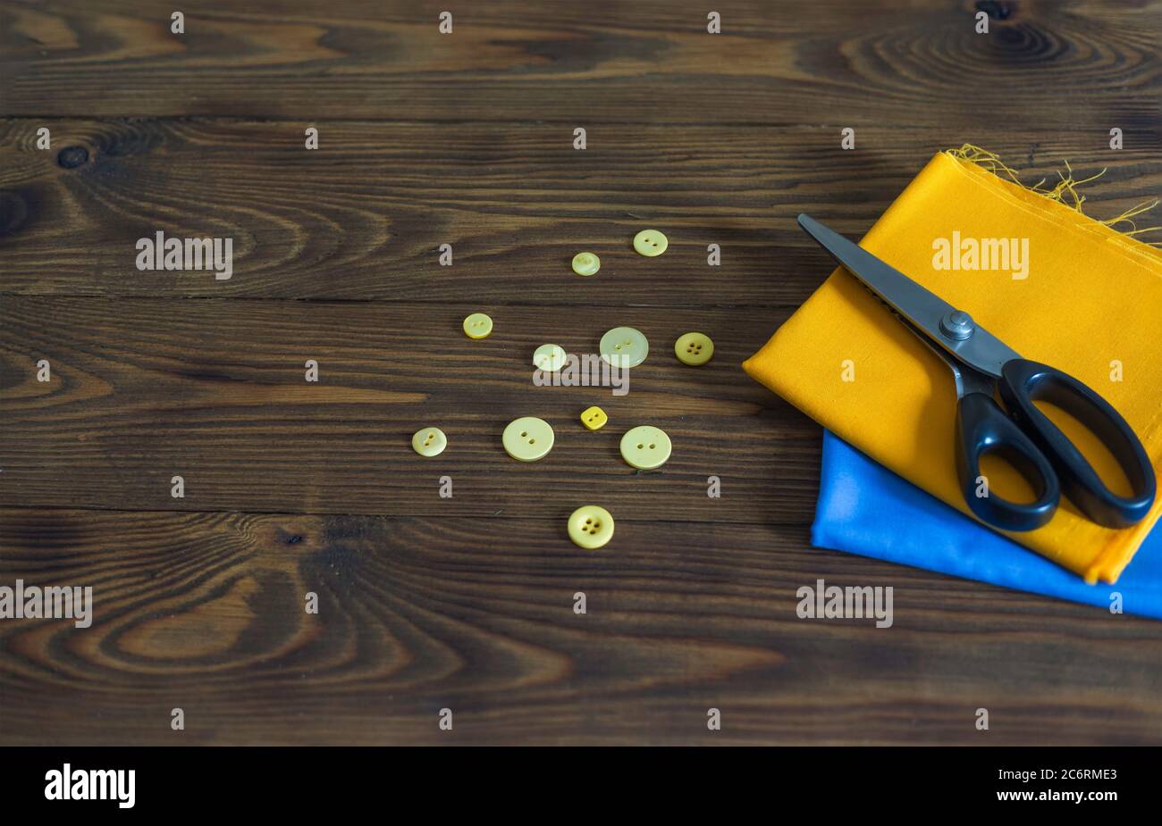 Set for needlework, sewing supplies. Sewing items Stock Photo - Alamy