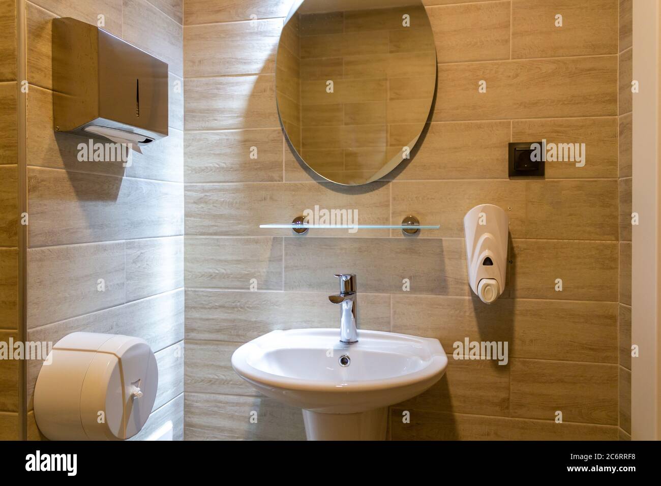 Hotel hand wash sink hi-res stock photography and images - Alamy