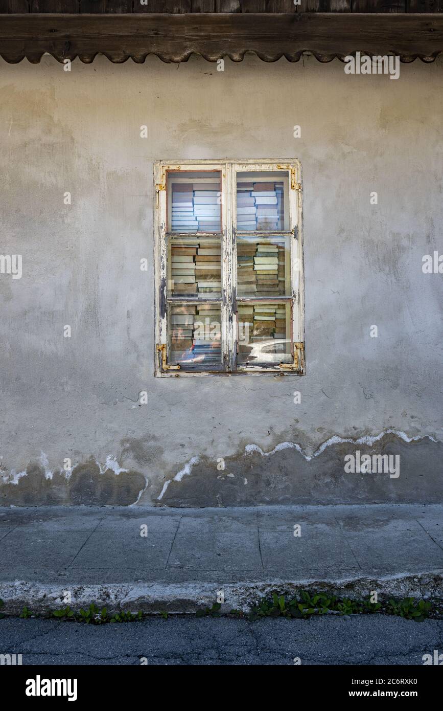 Rustic store front hi-res stock photography and images - Alamy