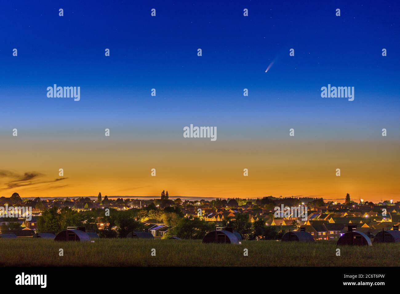 England comet view hi-res stock photography and images - Alamy