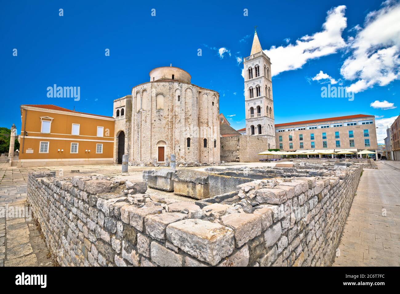 Zadar historic square and cathedral of st Donat view, Dalmatia region ...