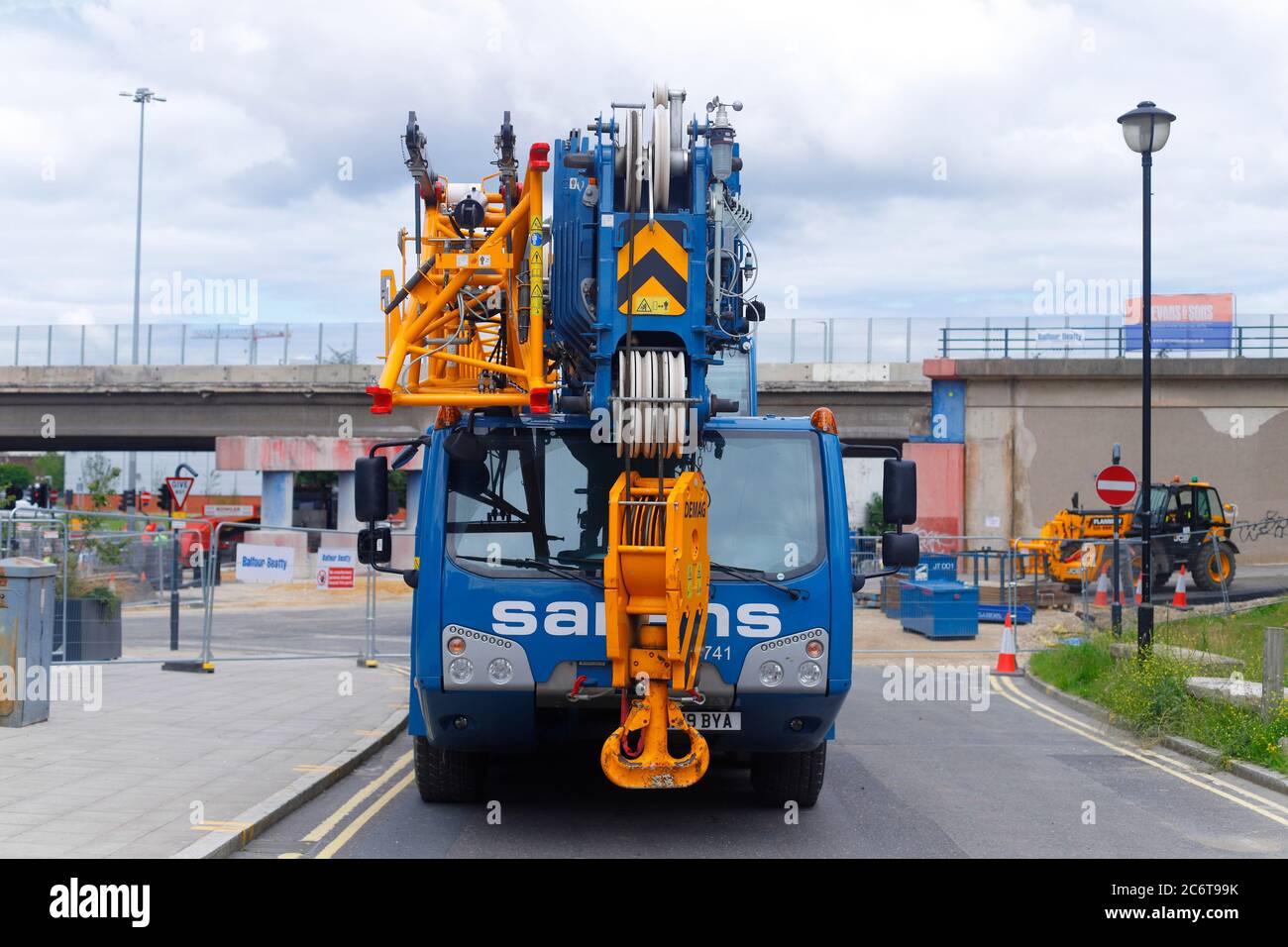 Liebherr 1750 ltm hi-res stock photography and images - Alamy