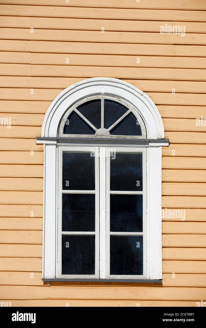 Yellow wooden window frames hi-res stock photography and images - Alamy