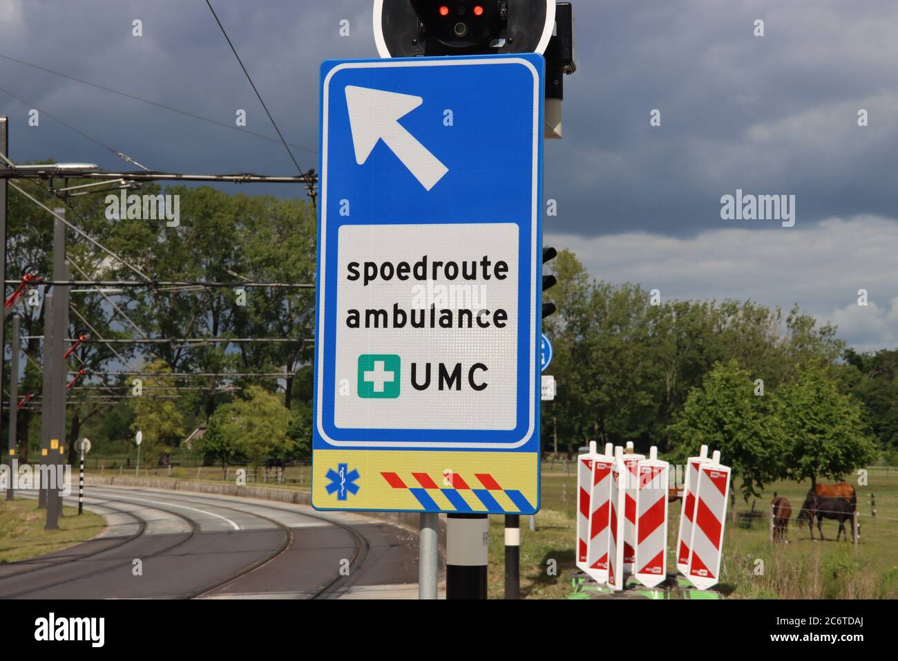 Bicycle lane ambulance hi-res stock photography and images - Alamy