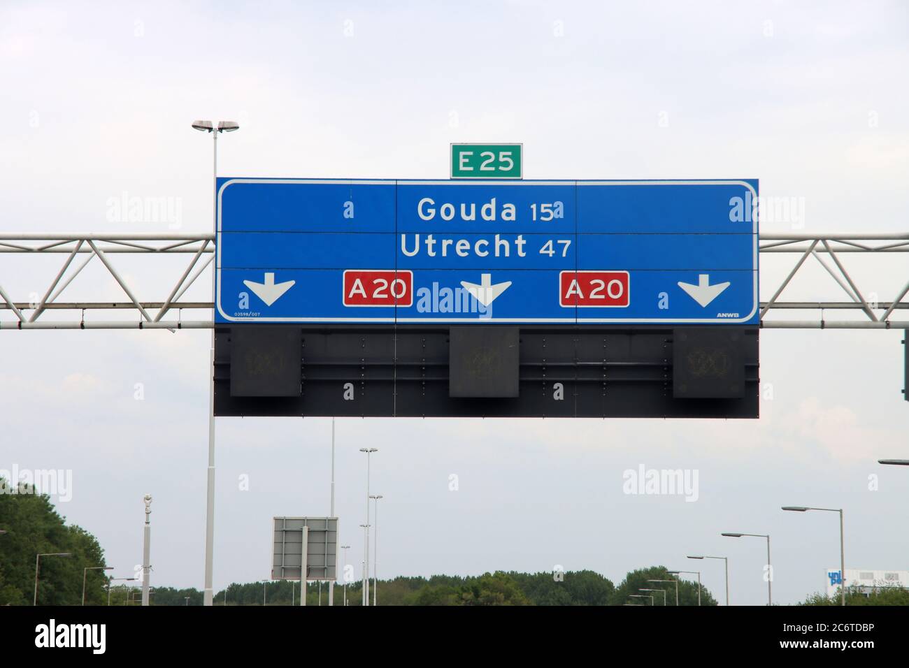 A20 motorway sign hi-res stock photography and images - Alamy