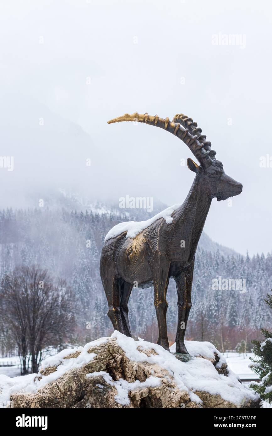 Ibex statue hi-res stock photography and images - Alamy