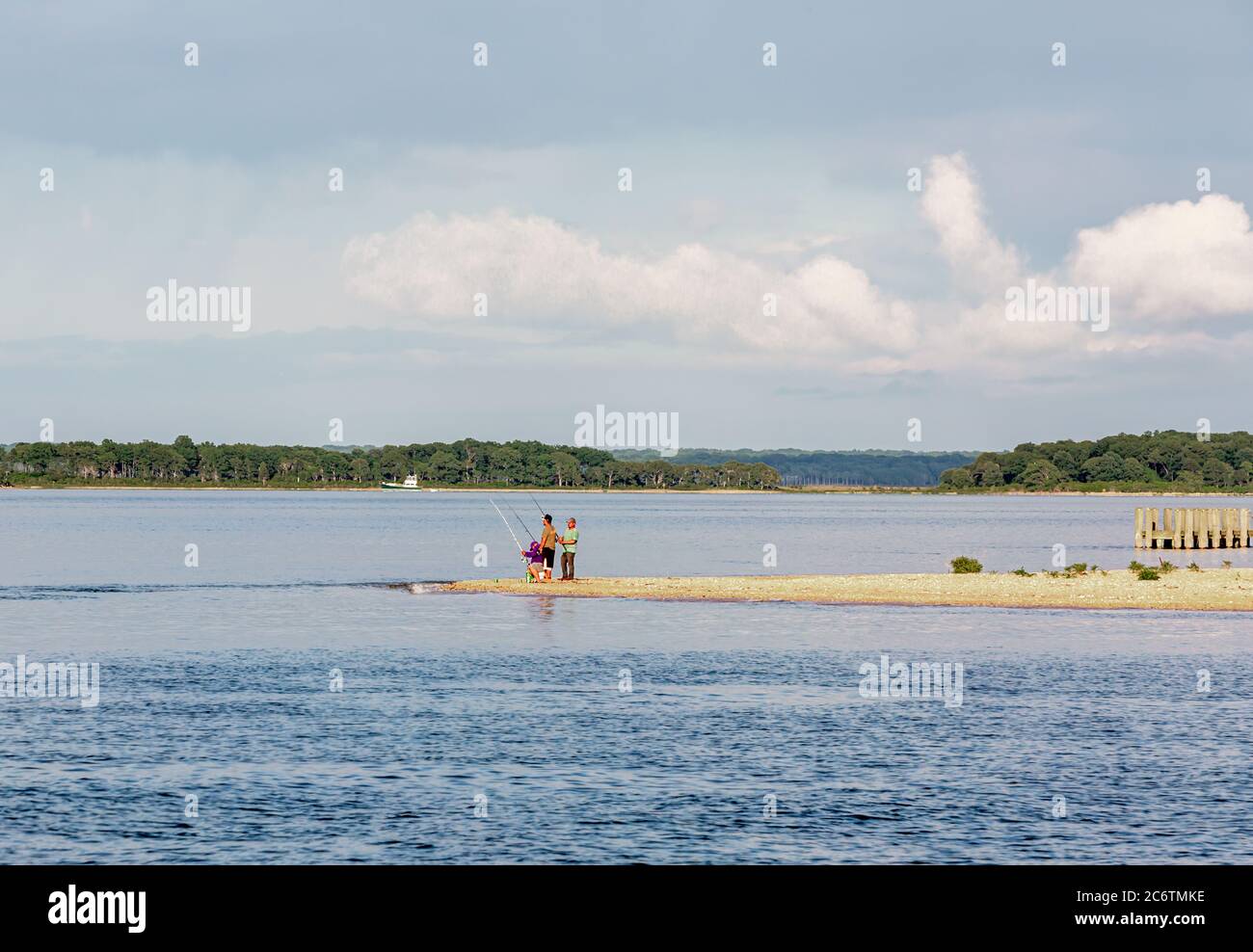 Two men in fishing boat hi-res stock photography and images - Alamy