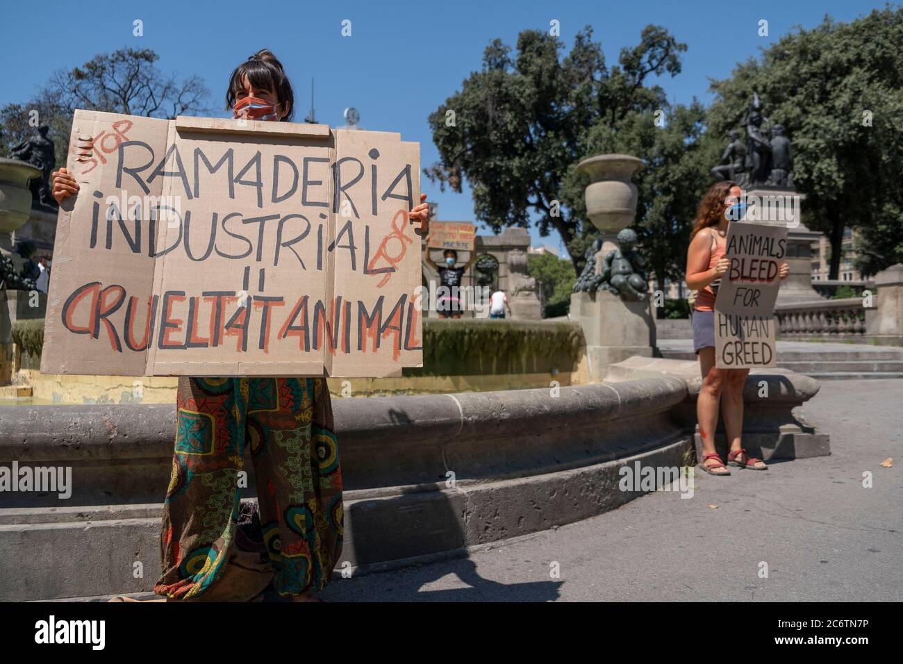 Animal rebellion supporters hi-res stock photography and images - Alamy