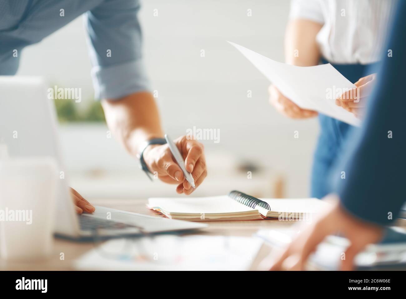 Collaborative selling hi-res stock photography and images - Alamy