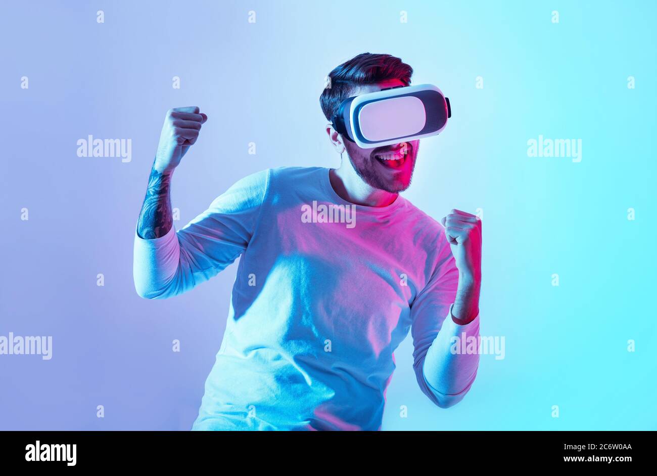Happy winning game hi-res stock photography and images - Alamy