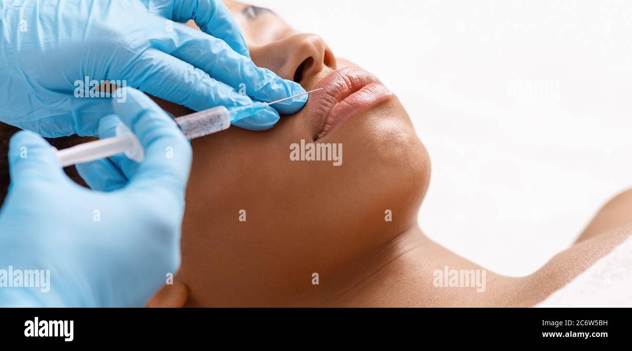 Black woman aesthetic surgery hi-res stock photography and images - Alamy
