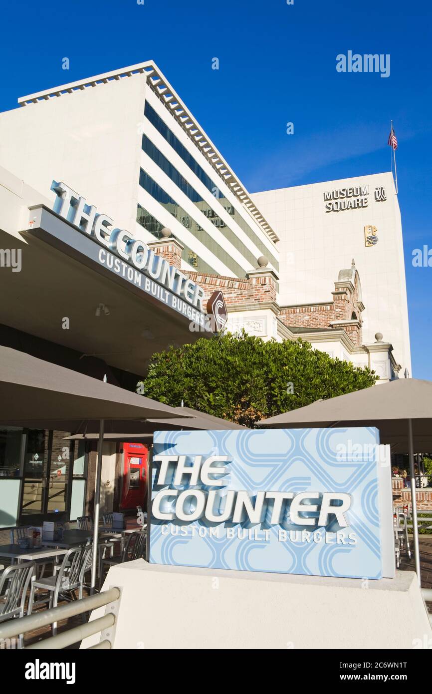 The Counter restaurant in Museum Square, Wilshire Boulevard, Los ...
