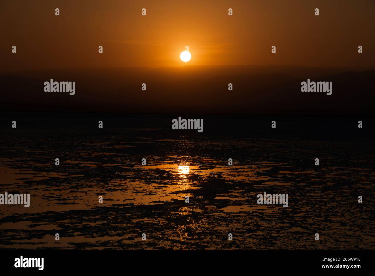 Sunset over the salt flats of the Danakil Depression, Afar Region ...