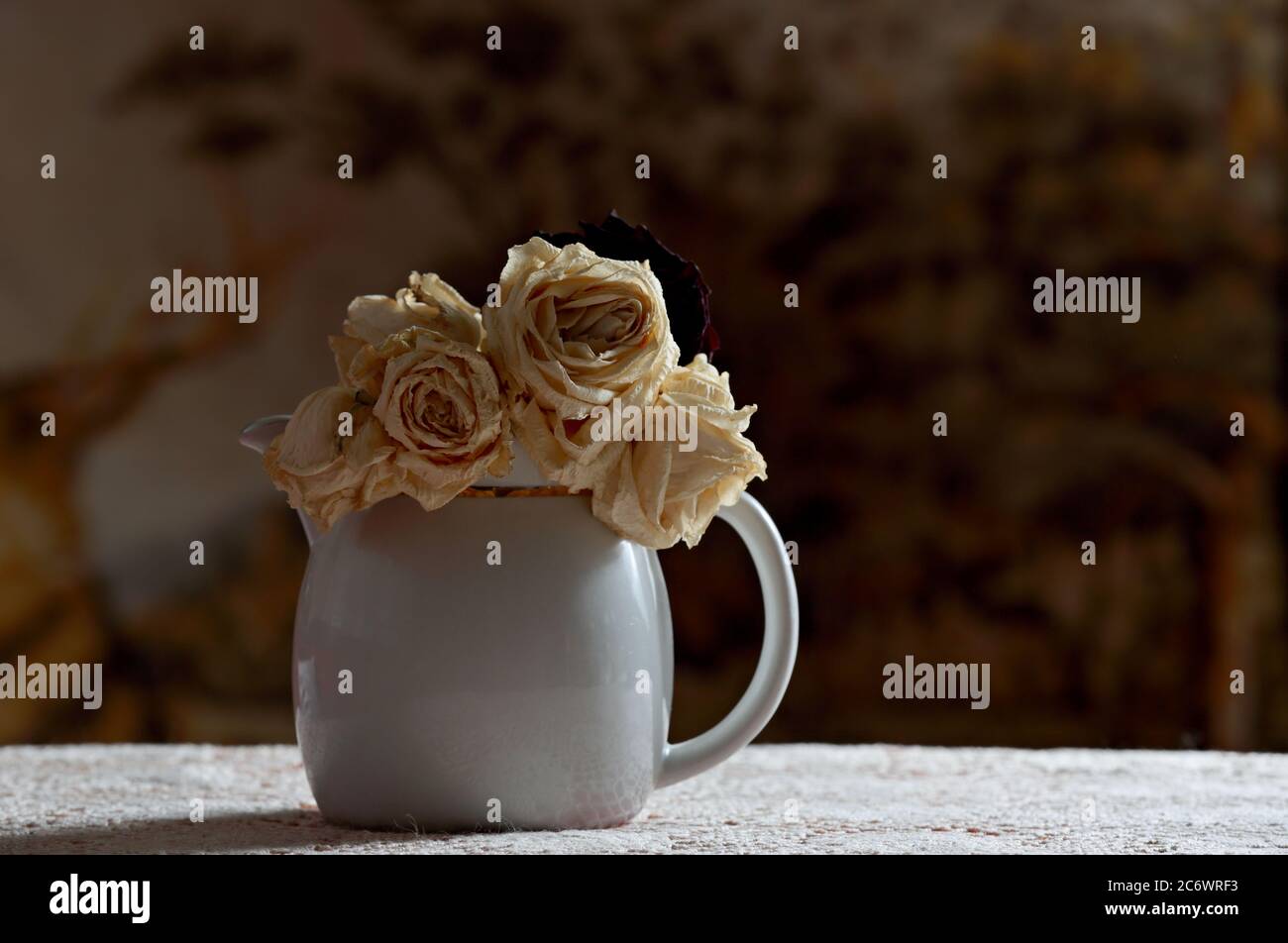 White rose in a bunch of flowers hi-res stock photography and images ...