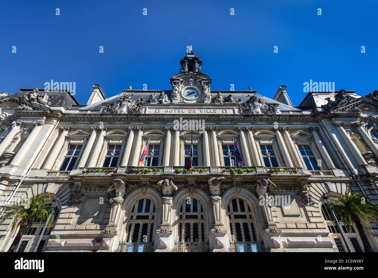 French classical architecture hi-res stock photography and images - Alamy