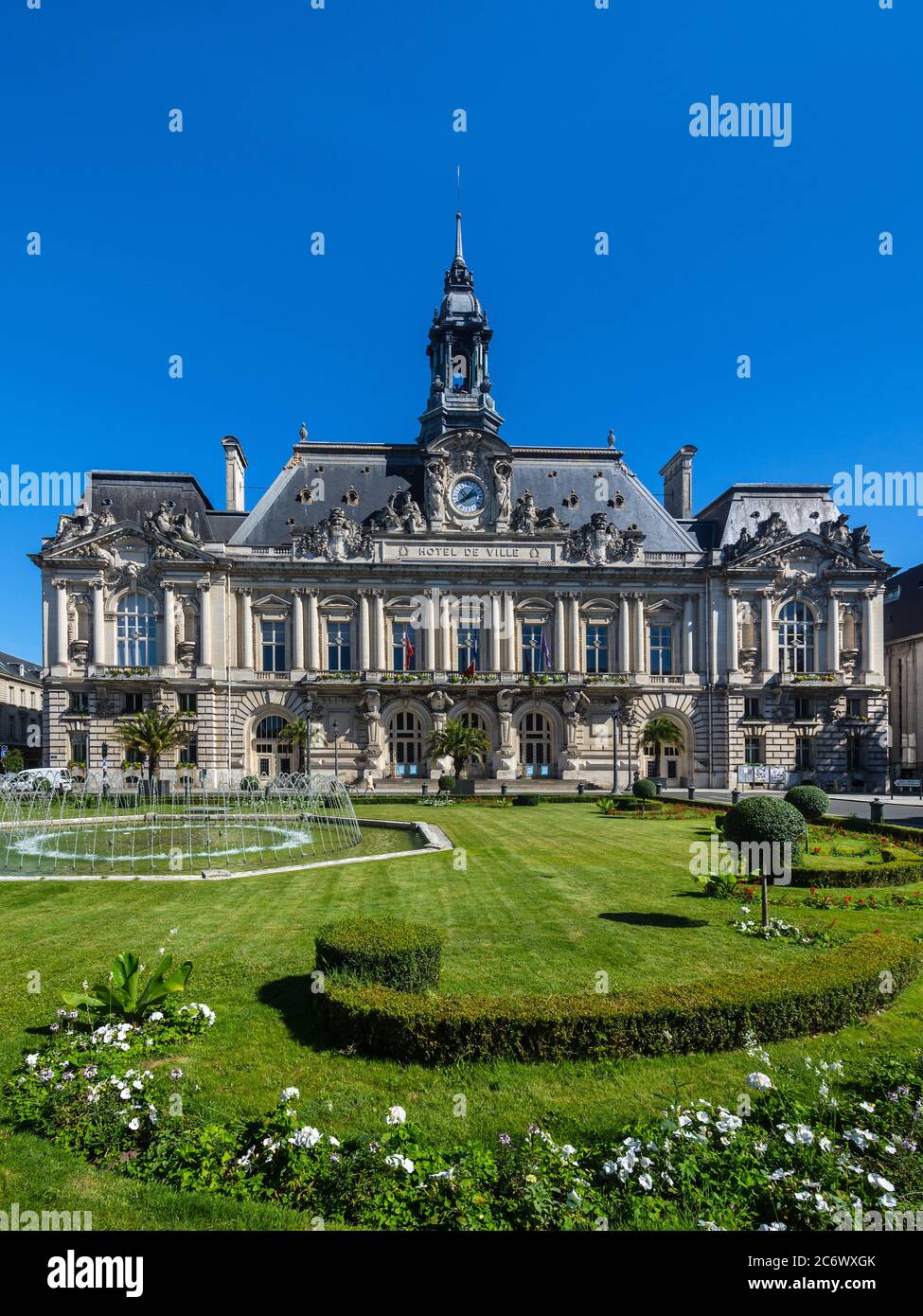 French classical architecture hi-res stock photography and images - Alamy
