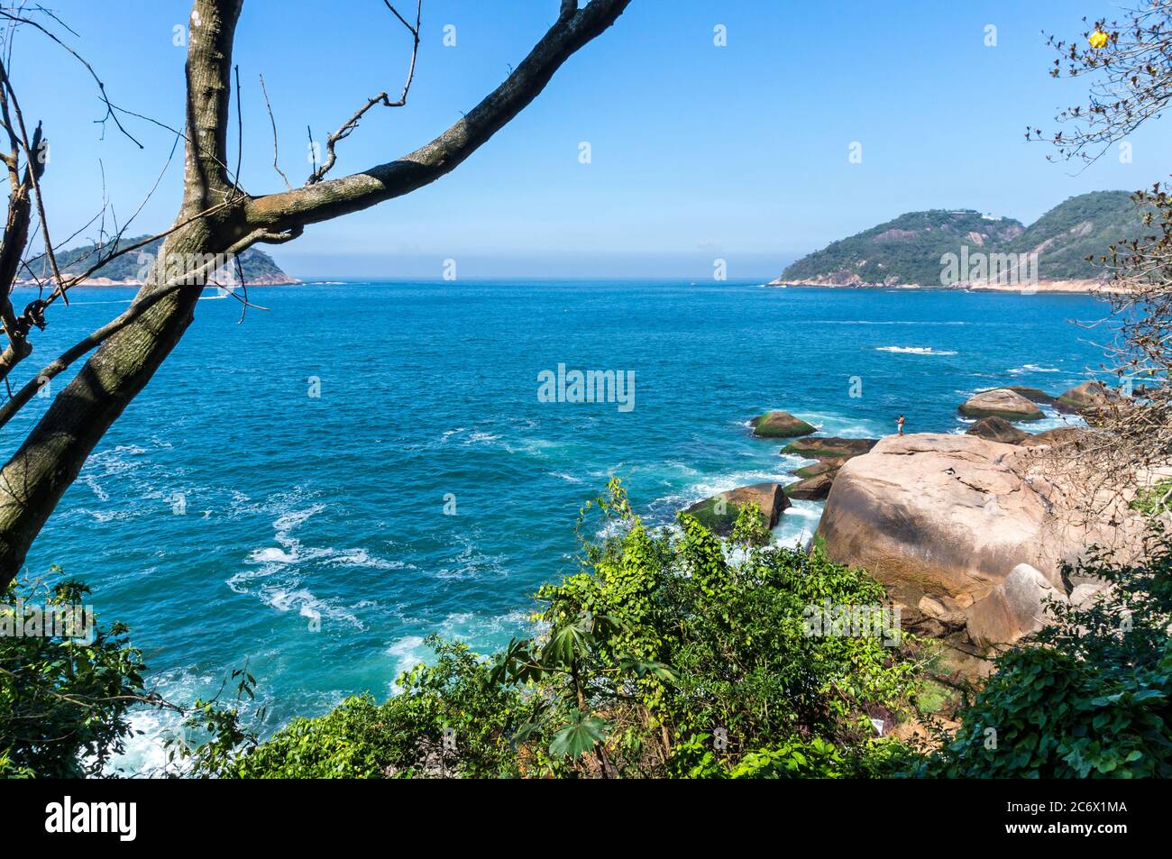 Beautiful view of the turquoise ocean in Rio de Janeiro (Brazil) with ...