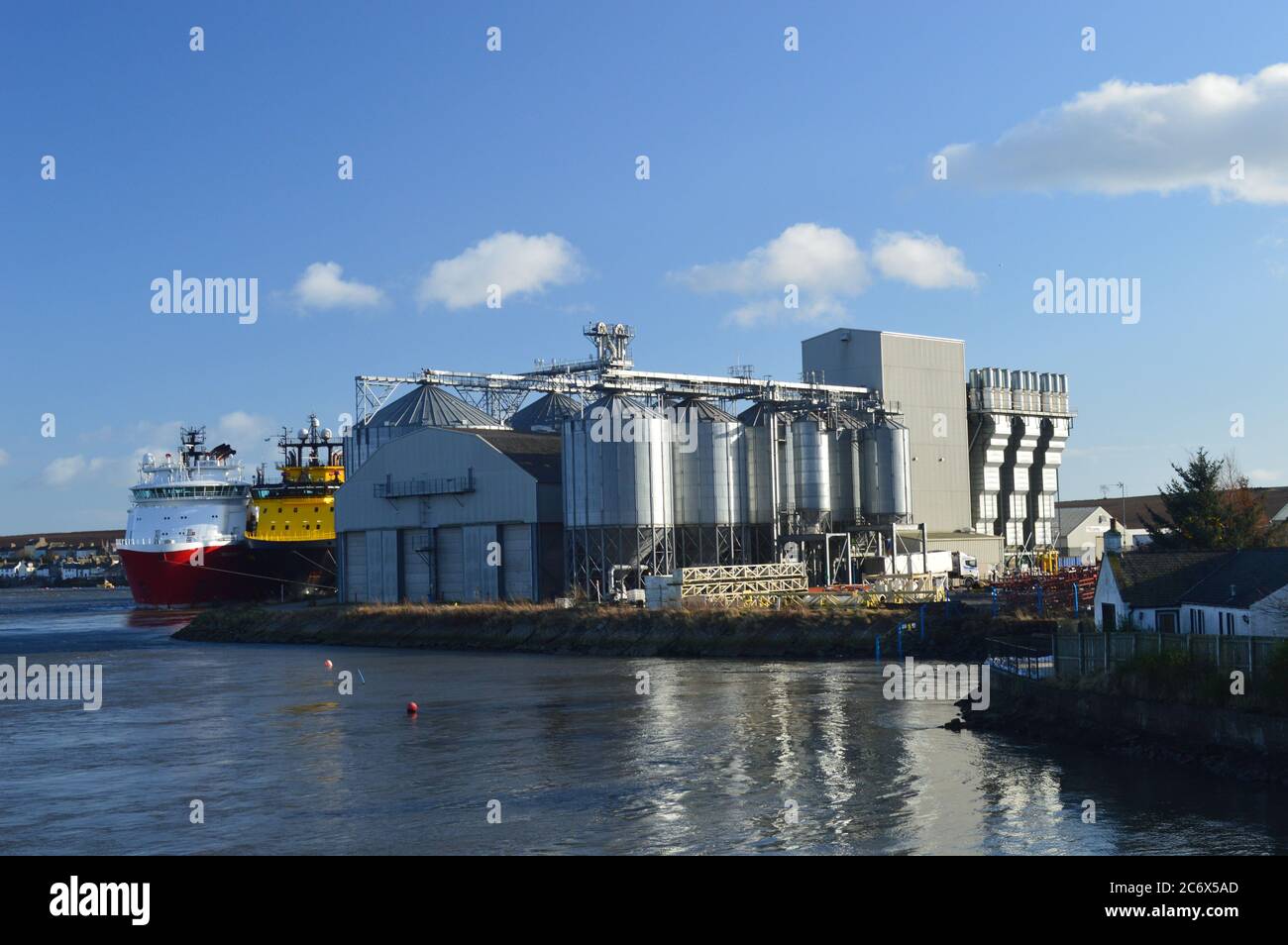 Grain depot hi-res stock photography and images - Alamy