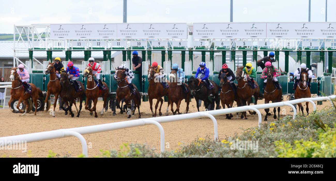 Dundalk racecourse hi-res stock photography and images - Alamy
