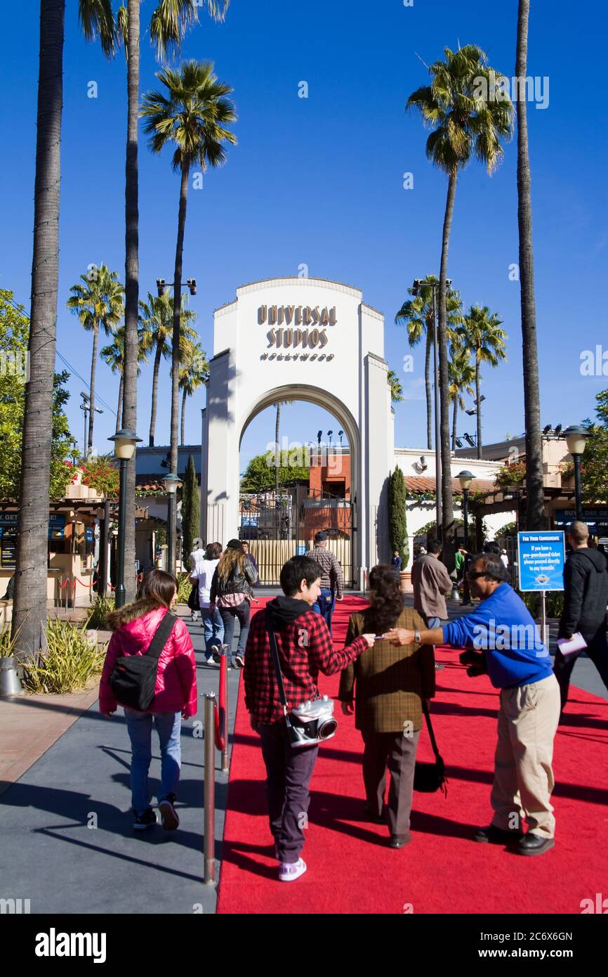 Universal hollywood entrance hi-res stock photography and images - Alamy