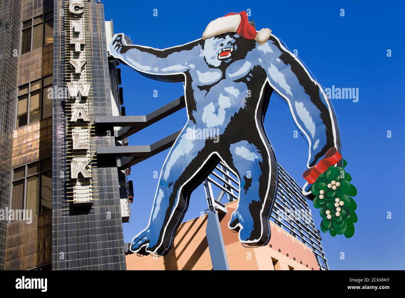 King Kong neon sign at CityWalk Mall, Universal Studios Hollywood, Los ...