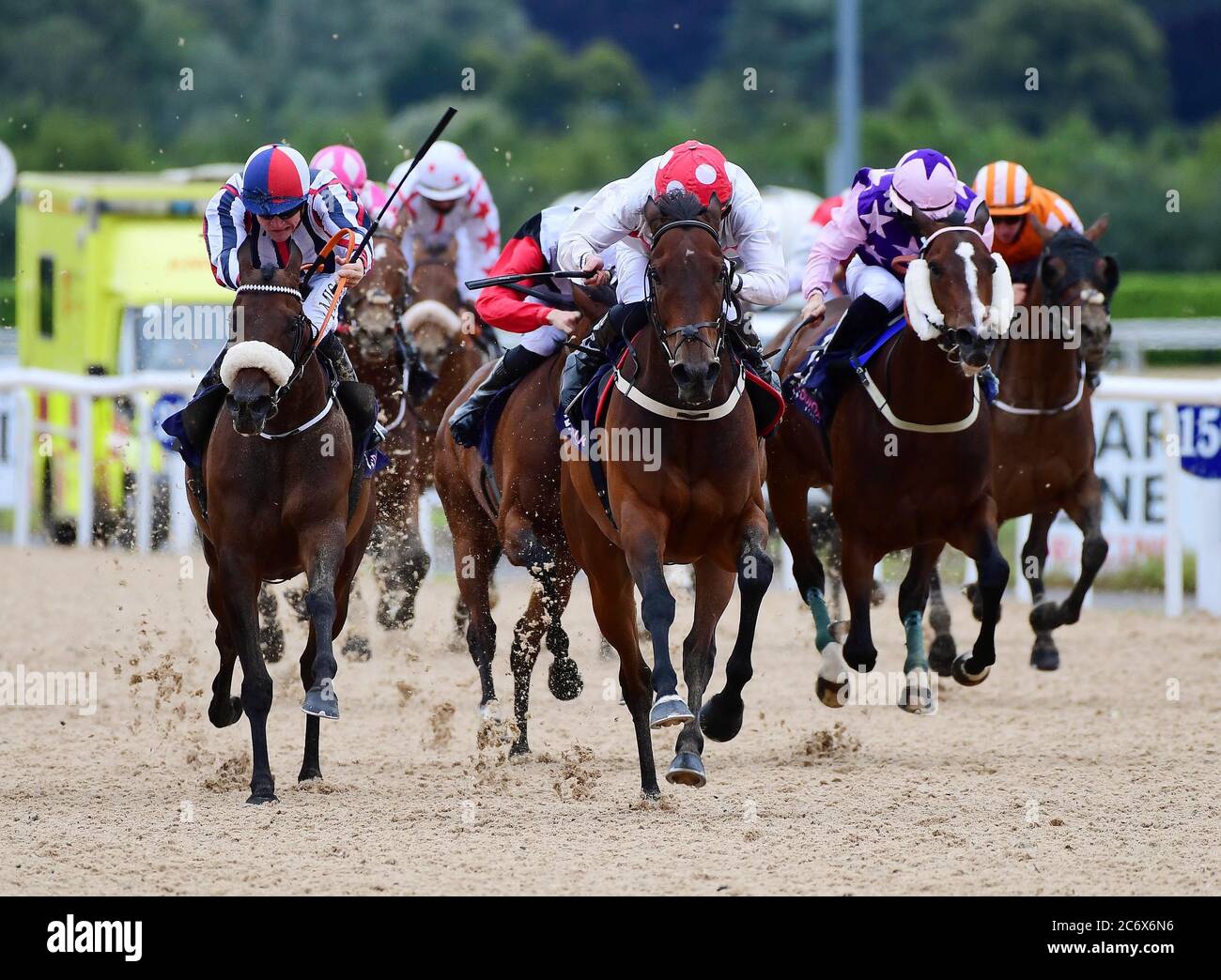 Miss Cunning and Gary Halpin (left) win the Crowne Plaza Ladies Day ...