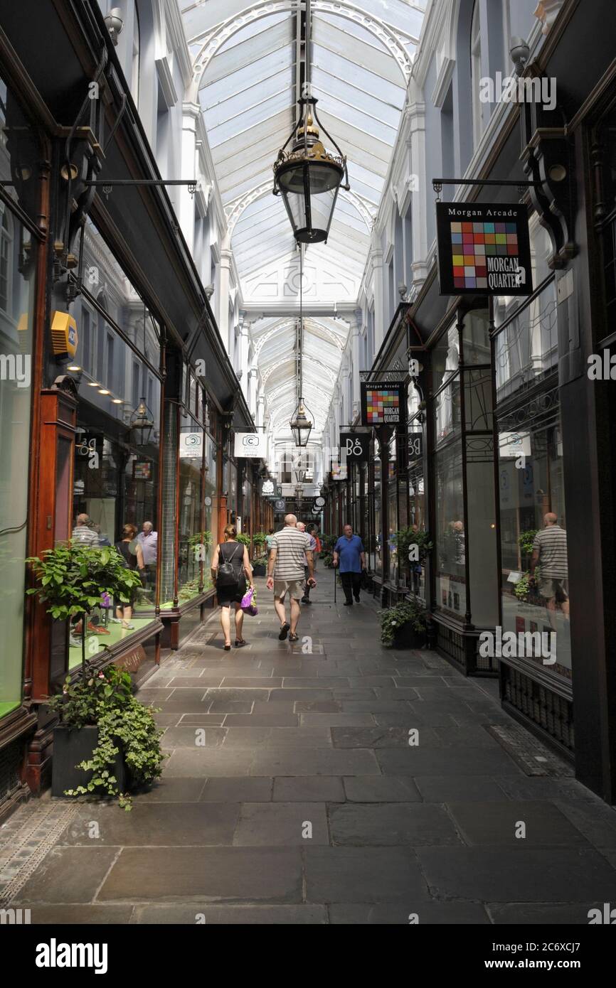 Victorian historic shopping arcade hi-res stock photography and images ...