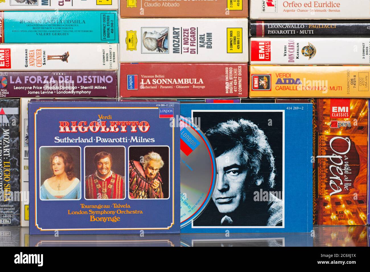 Collection Of Cds High Resolution Stock Photography and Images - Alamy