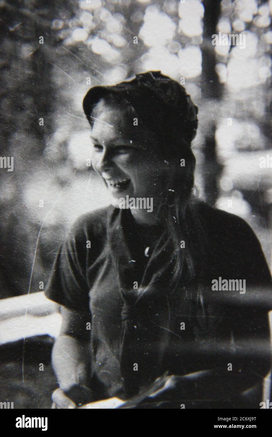 Fine 70s vintage black and white lifestyle photography of girls ...