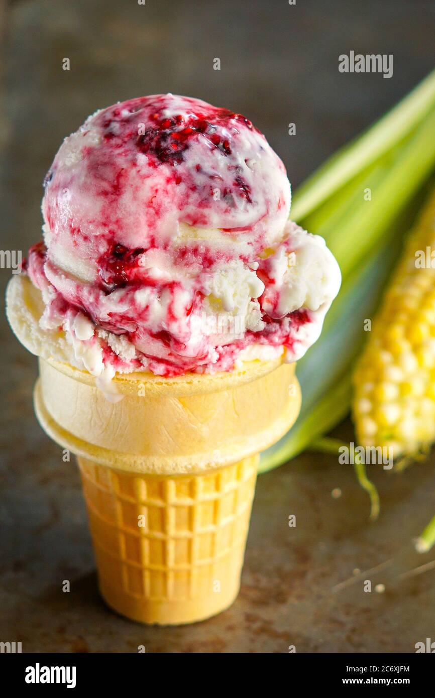 Corn ice cream hi-res stock photography and images - Alamy
