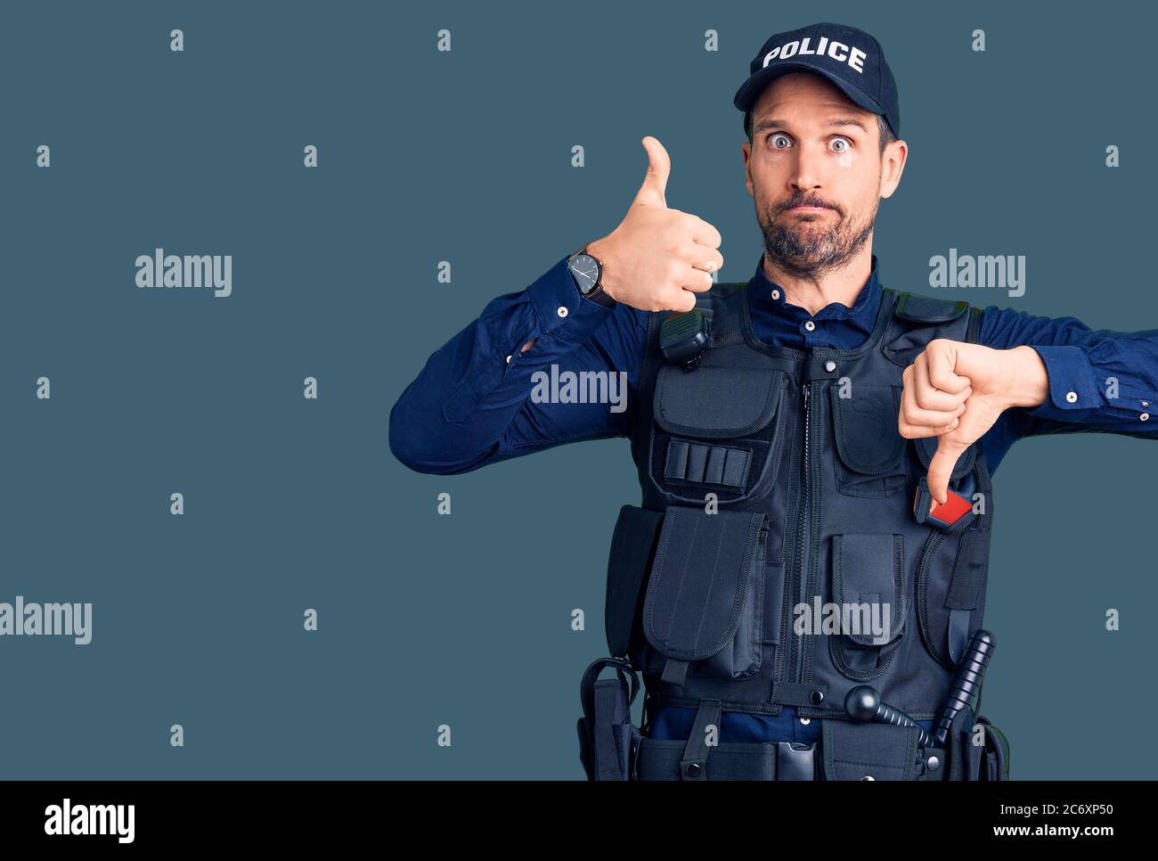 Good cop bad cop hi-res stock photography and images - Alamy