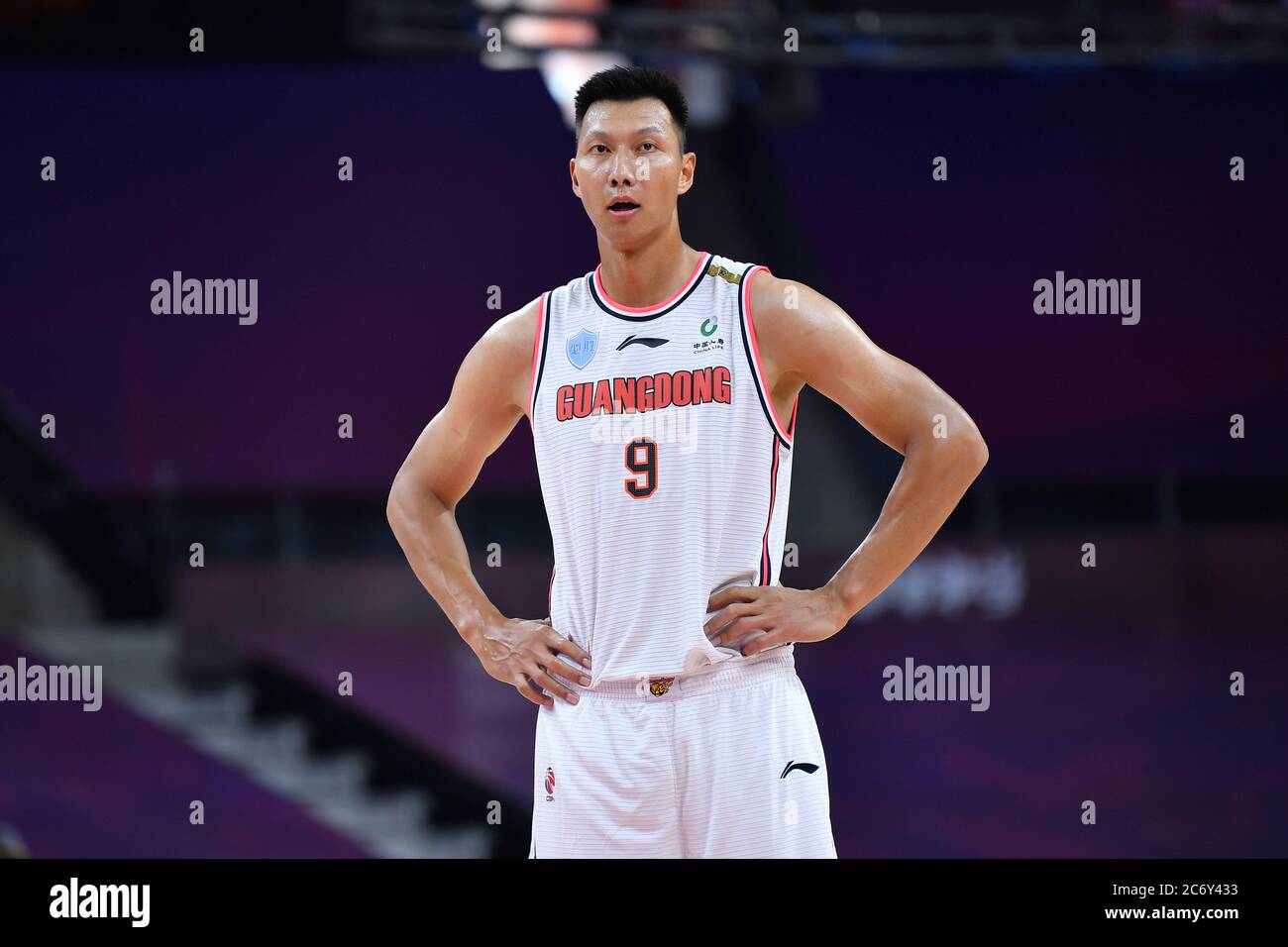 Chinese professional basketball player Yi Jianlian of Guangdong ...