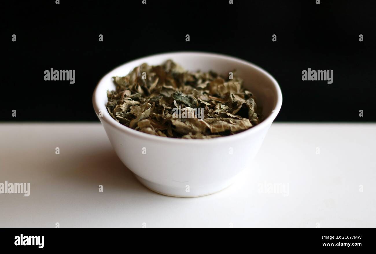 Fig leaf tea. A great source of fiber and full of vitamins and minerals ...