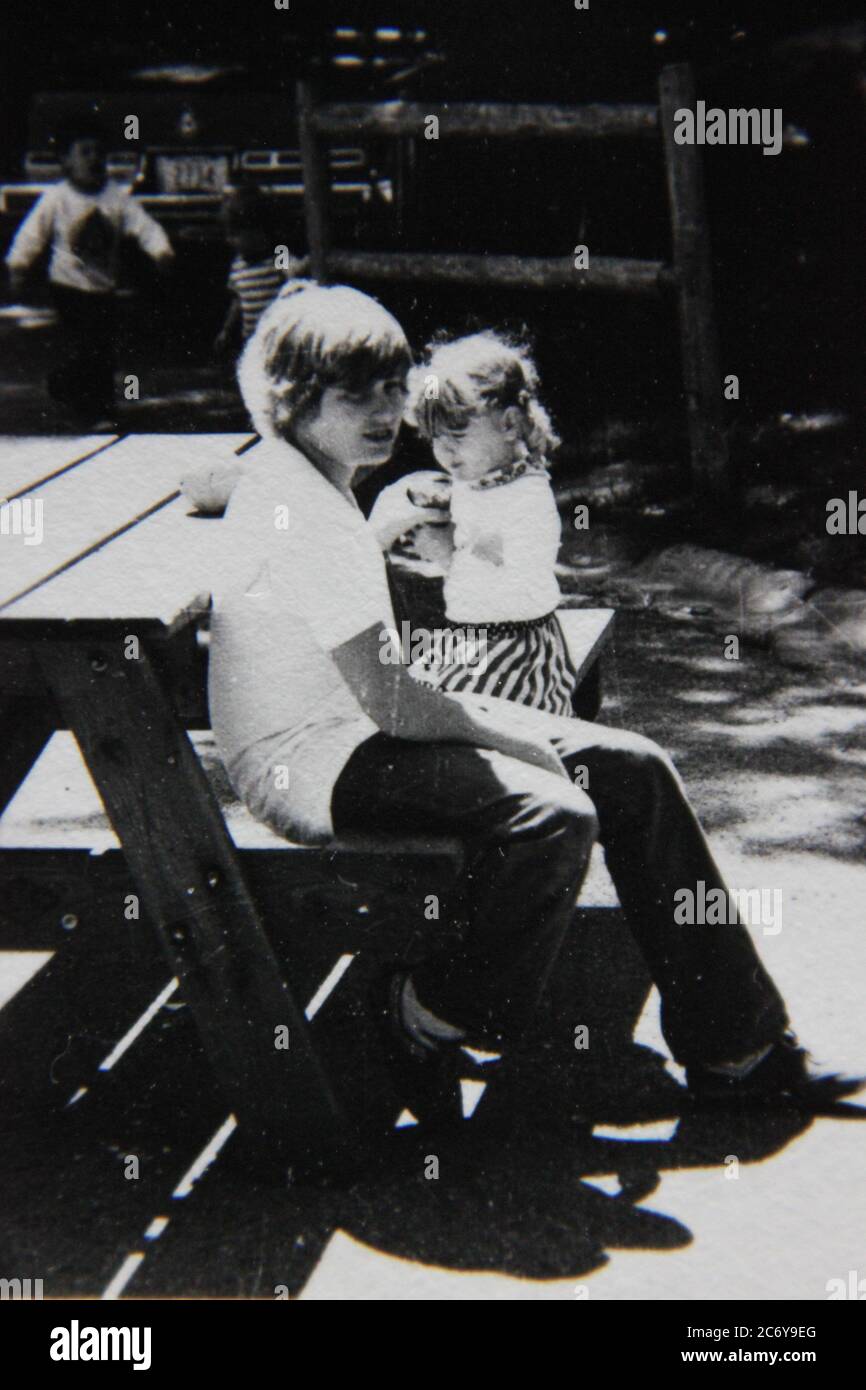 Fine 70s vintage black and white lifestyle photography of neighbors ...