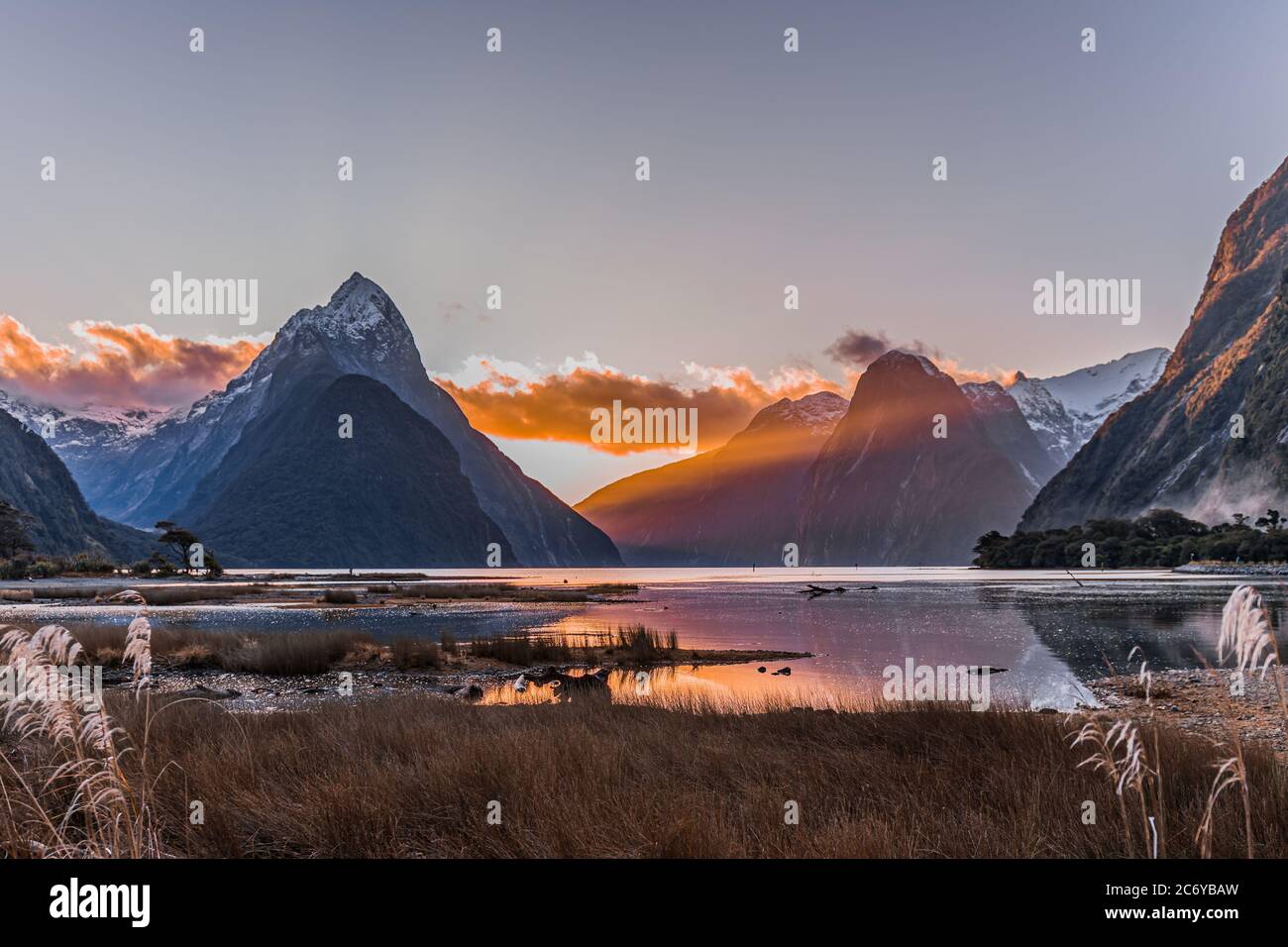 Mitre Peak, Milford Sound sunset Stock Photo - Alamy