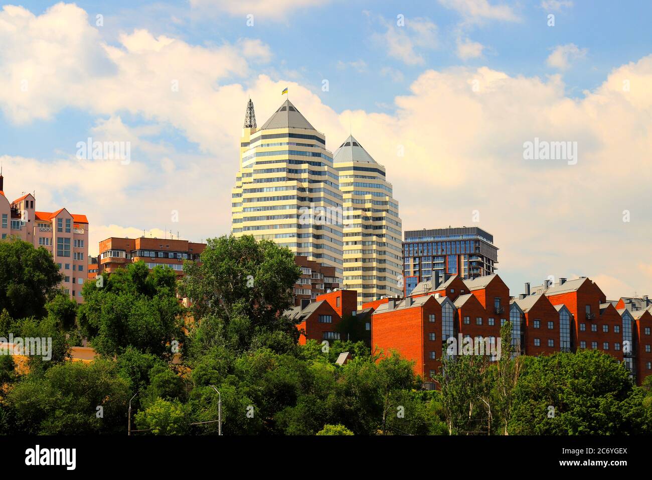Big red brick buildings hi-res stock photography and images - Alamy