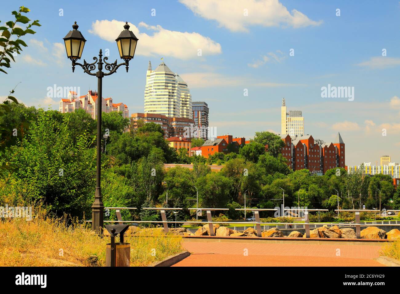 Big red brick buildings hi-res stock photography and images - Alamy