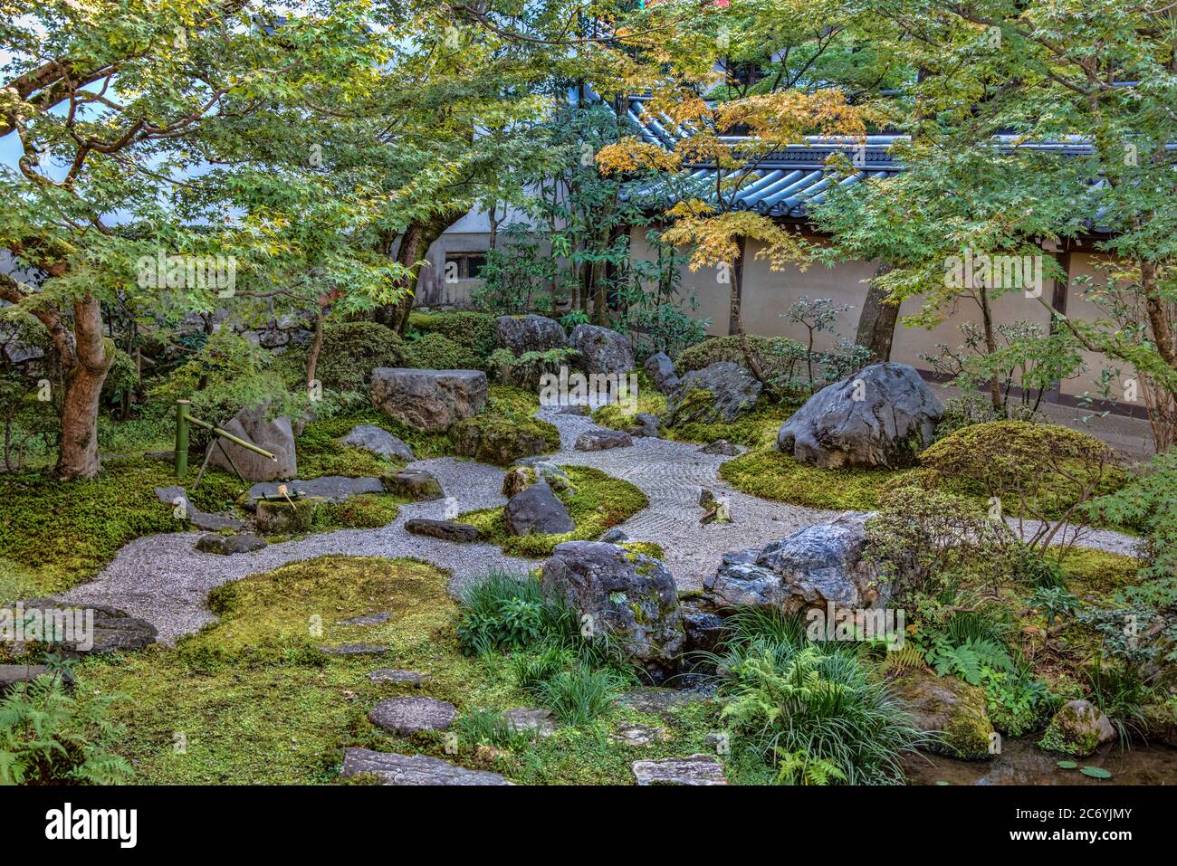 Zen garden in Eikan-dō Zenrin-ji, Eikando temple, Kyoto, Japan Stock ...