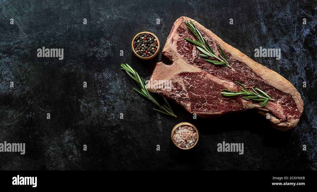 Top view of thick Raw T-Bone Steak Stock Photo - Alamy
