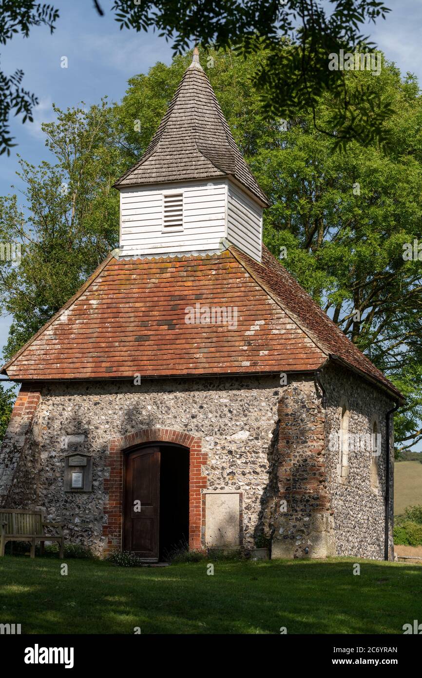 Smallest church in england hi-res stock photography and images - Alamy